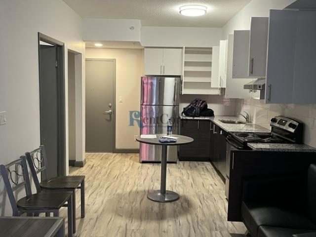332 258C Sunview St, 2 beds, 1 full bath