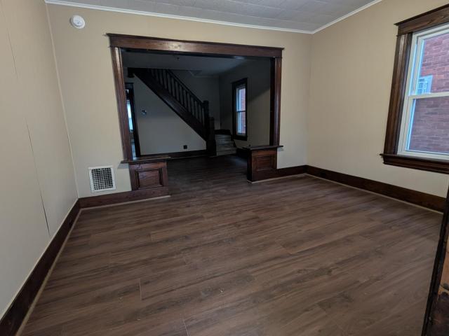332 4TH Street