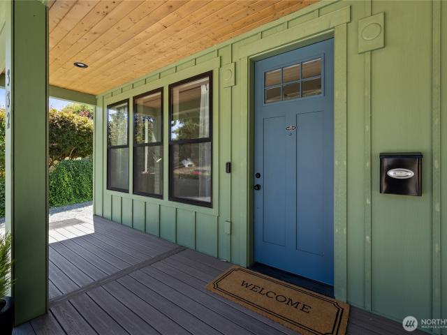 332 Contra Costa Avenue