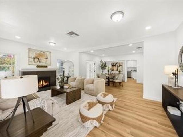 332 Chester Place