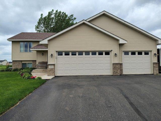 332 Bavaria Way, Waverly, MN 55390