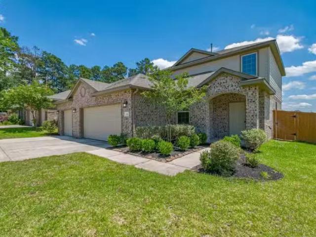 332 Black Walnut Ct, Conroe, TX 77304 MLS 83872085