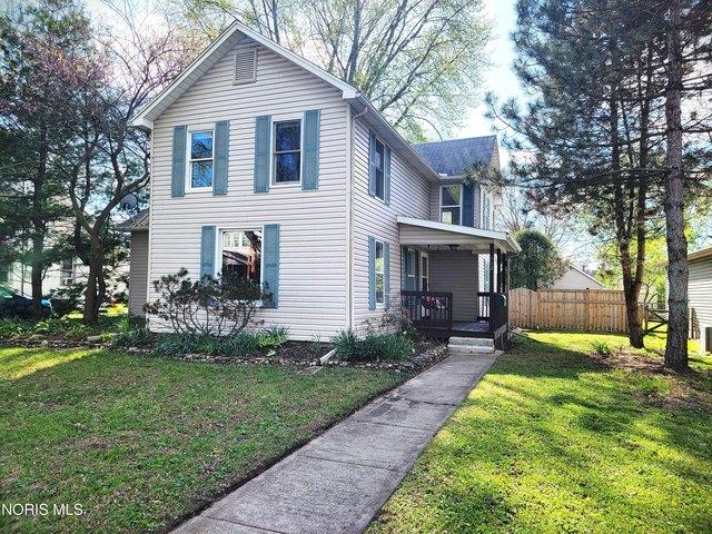 332 Buttonwood Ave, Bowling Green, OH 43402