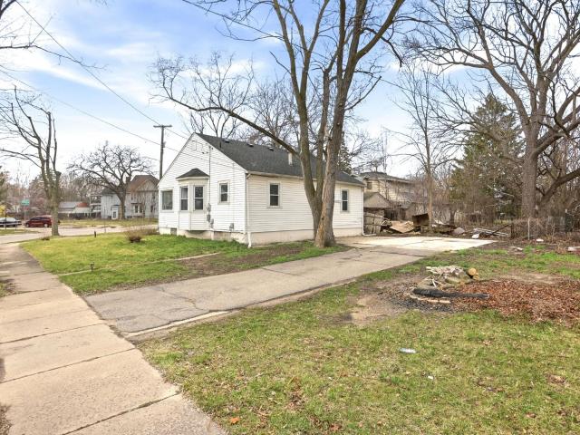 332 bullock Street