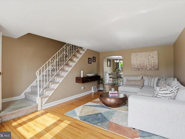 332 Gramercy Drive