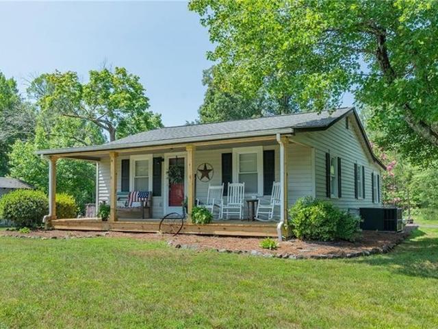332 Dibrell Rd, Pelham, NC 27311