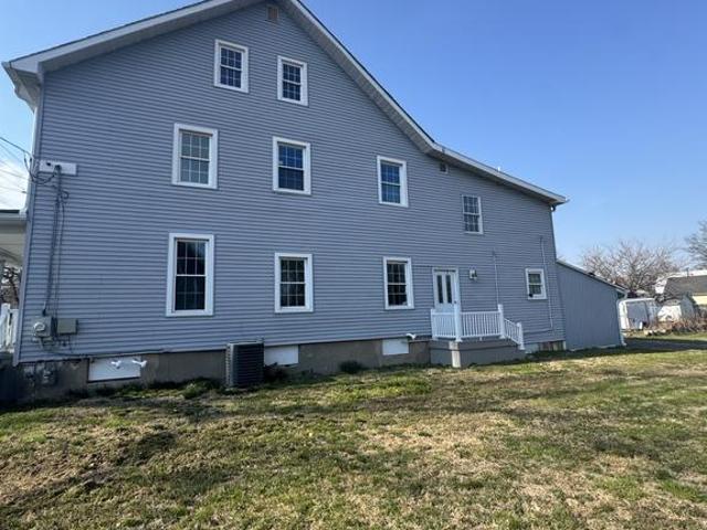 332 E Broadway