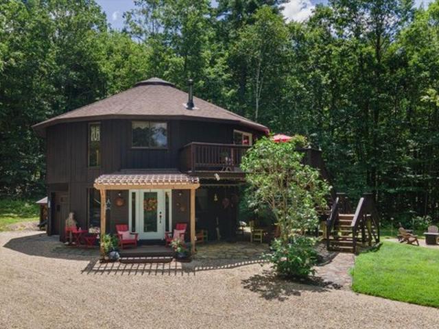 332 Eaton Rd, Swanzey, NH 03446