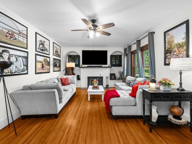332 Forest Road