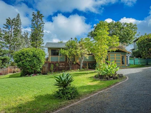 332 Kolohala Dr, Kula, HI 96790