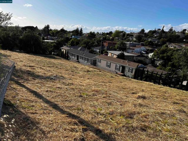 332 Home Acres Ave, Vallejo, CA 94591 | MLS #41125 | Compass