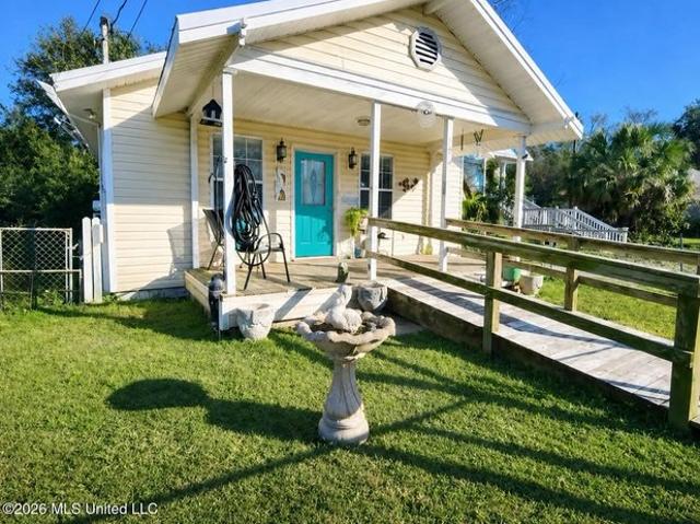 332 Haise St, Biloxi, MS 39530