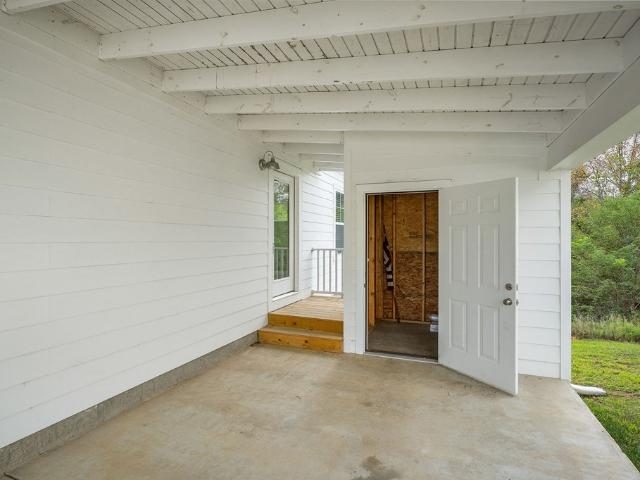 332 Hemlock Circle