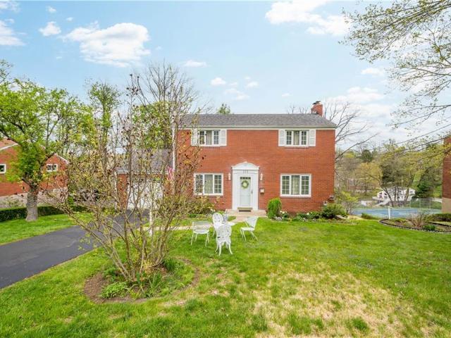 332 Long Dr, Pittsburgh, PA 15241 | MLS #1749