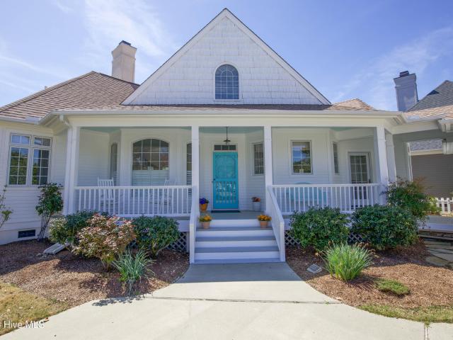332 Magnolia Circle