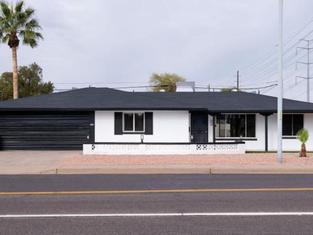 332 N 56th St, Mesa, AZ 85205