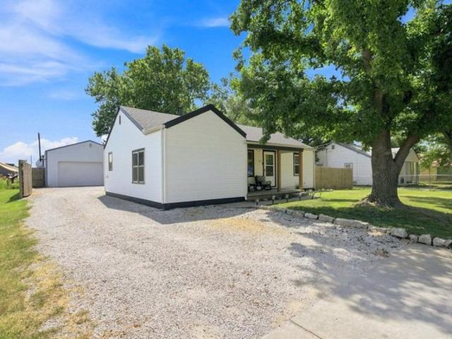 332 N Florence St, Wichita, KS 67212