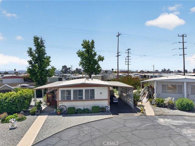 332 N Lyon Ave Spc 7, Hemet, CA 92543
