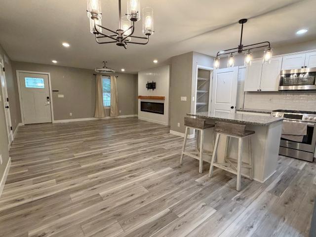 332 S 11th Avenue W