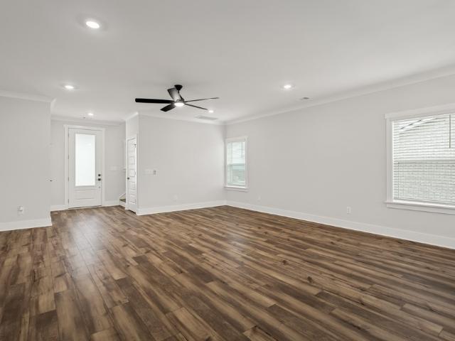 332 Springbrook Blvd