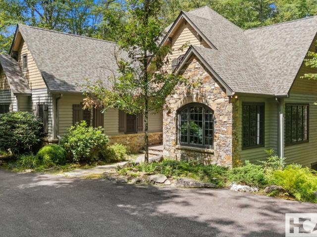 332 Streamside Drive