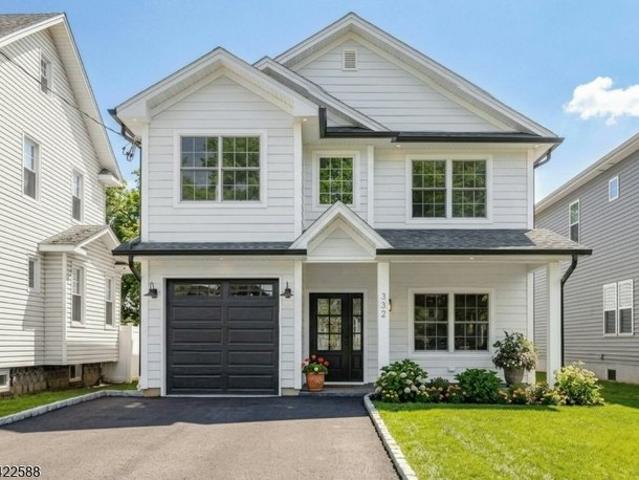 332 Pershing Ave, Roselle Park, NJ 07204