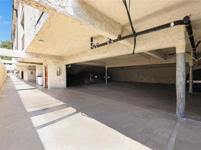 332 Riverdale Drive, Glendale, US, CA