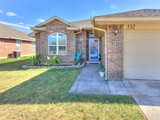 332 W Tecumseh Meadows Dr, Norman, OK 73069