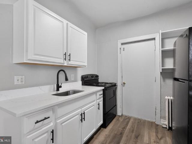 332 W Washington Street # UNIT 2