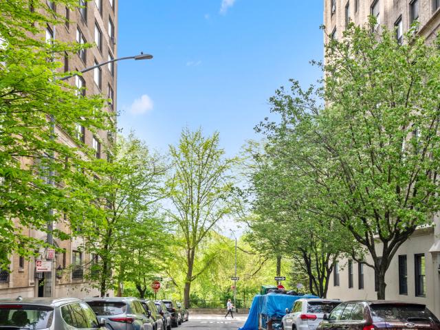 332 West 101st Street, Unit 4F