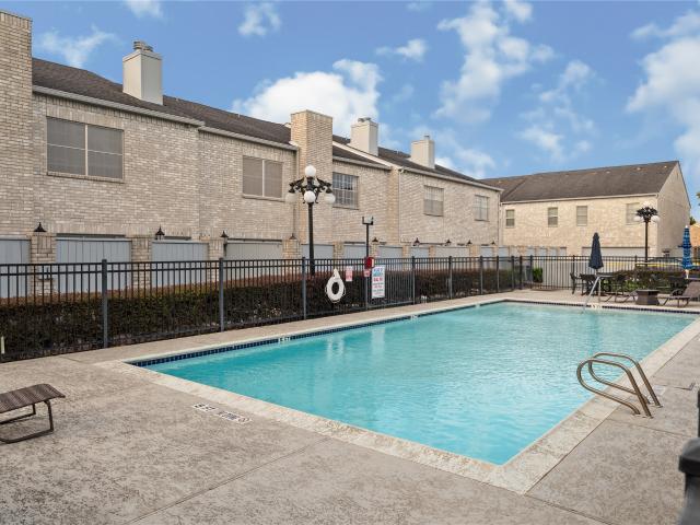 332 Wilcrest Drive 332