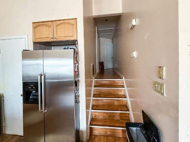 332 Winfield Ave