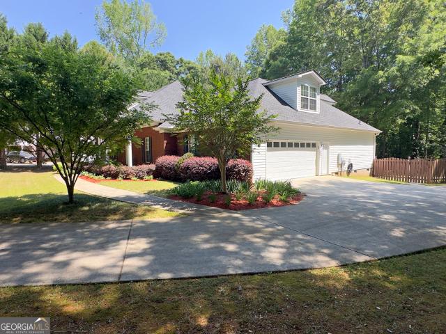 332 Wynterhall Drive