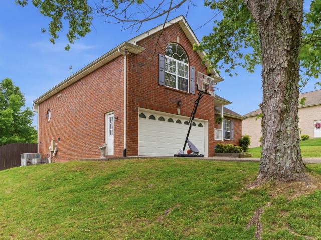 3334 Colchester Cir