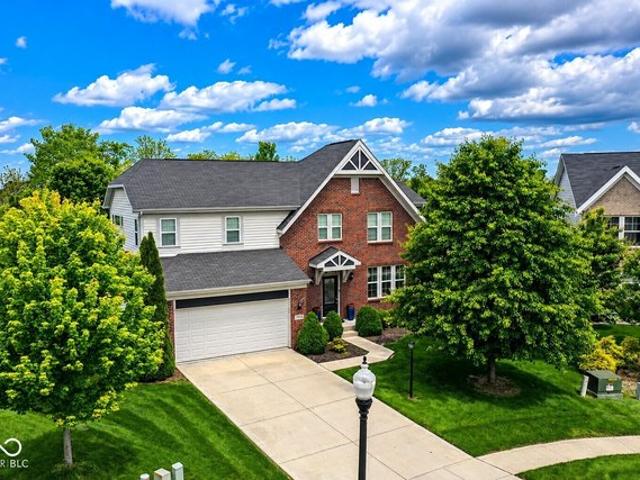 3334 Glenwillow Ct, Bargersville, IN 46106