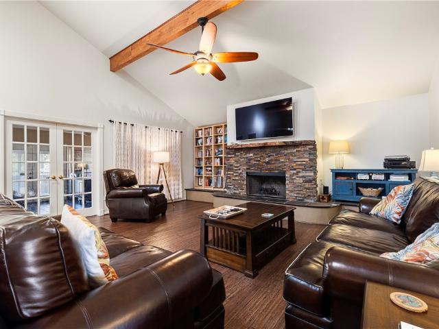 3334 Samoa Drive
