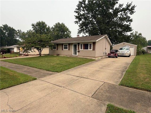 3334 Tanya Ave NW, Warren, OH 44485