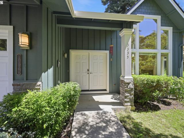 3335 bentley ave