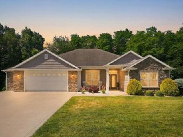 3335 Kellygreen Dr, Angola, IN 46703