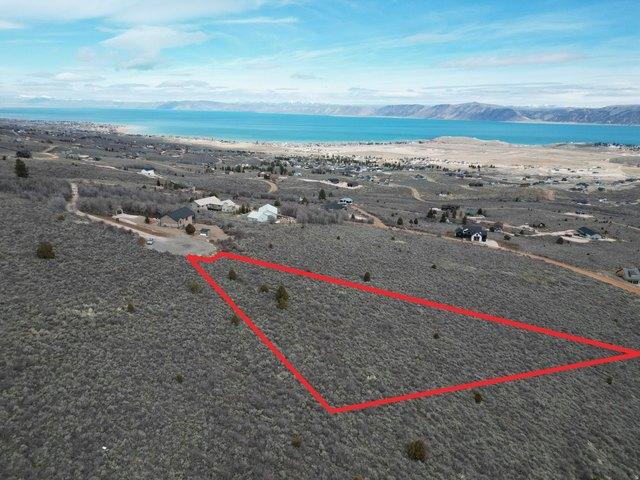3335 S Mules Ear Cir Unit 37, Garden City, UT 84028