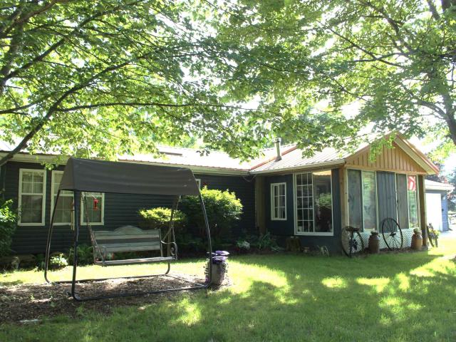 3335 W Loon Lake Rd