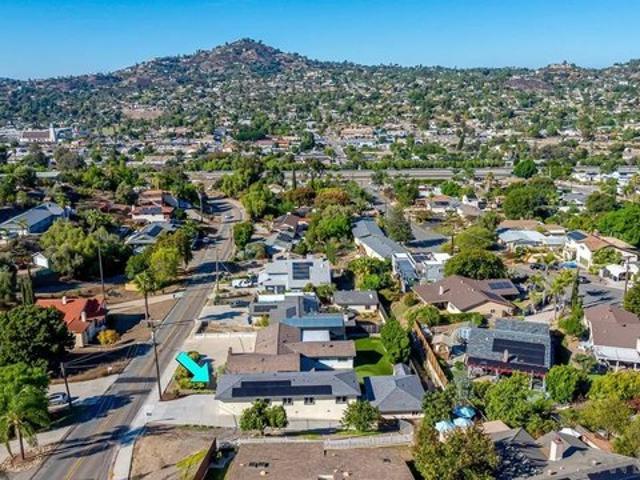 3335 37 S Barcelona St, Spring Valley, CA 91977