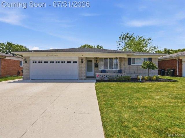 33367 Elgin Ct, Sterling Heights, MI 48310