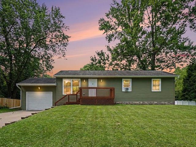 3336 Dexter Dr, East Leroy, MI 49051