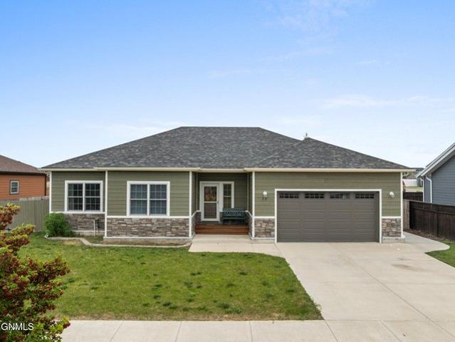 3336 Wheat Ridge St, Williston, ND 58801