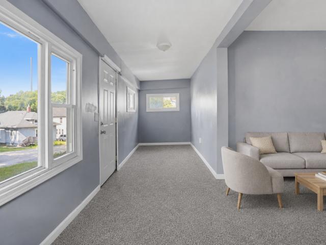 3337 / Avenue