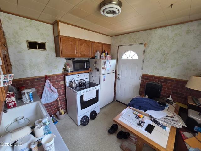 3337 Alice Street