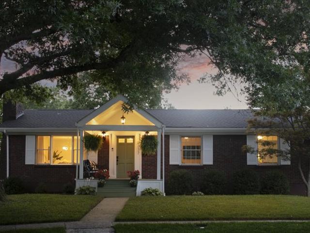 3337 Crown Crest Rd, Lexington, KY 40517