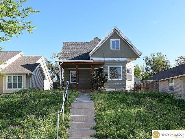 3338 Manderson St, Omaha, NE 68111