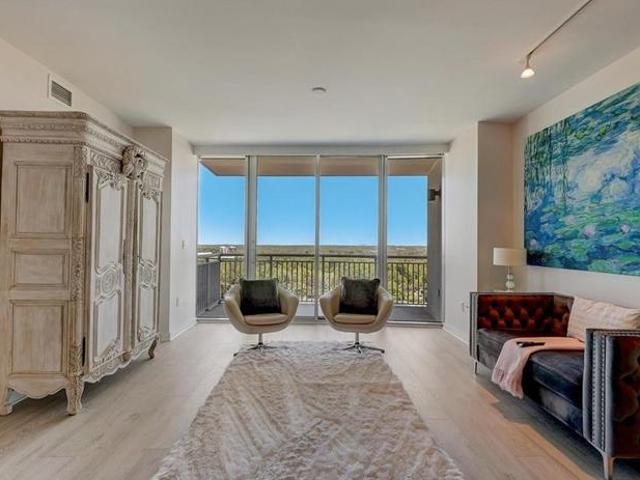 3338 Peachtree Rd NE #1702, Atlanta, GA 30326